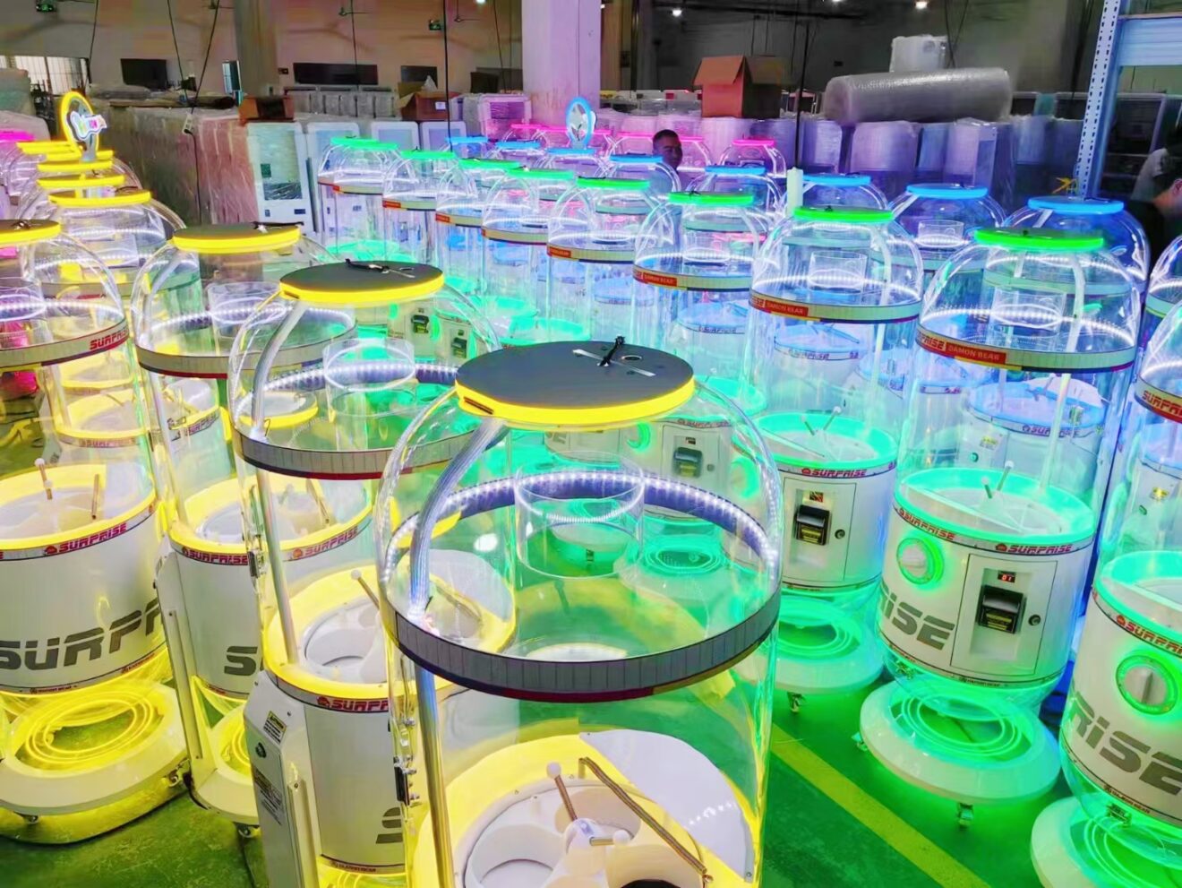 Pink Capsule Gashapon Machine – With Screen | Interactive Vending