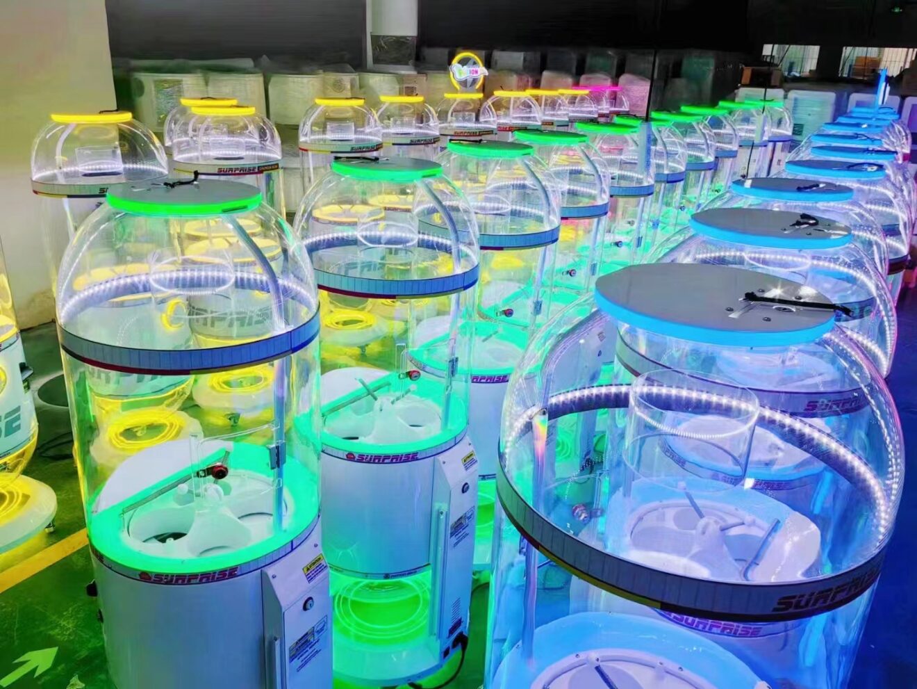 Pink Capsule Gashapon Machine – With Screen | Interactive Vending