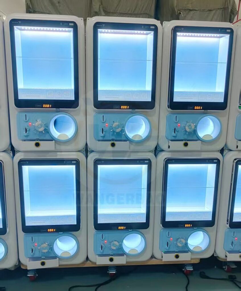 Pink Dankewo Gashapon Machine – Poster Display Model