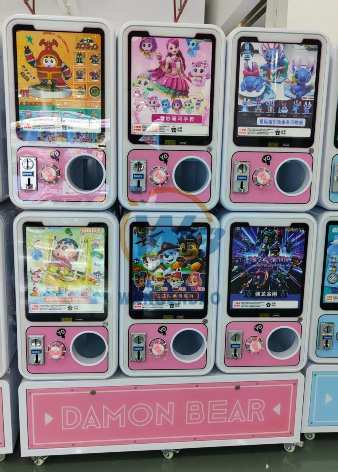Blue Metal Gashapon Machine – Toy Display | 100mm Capsules