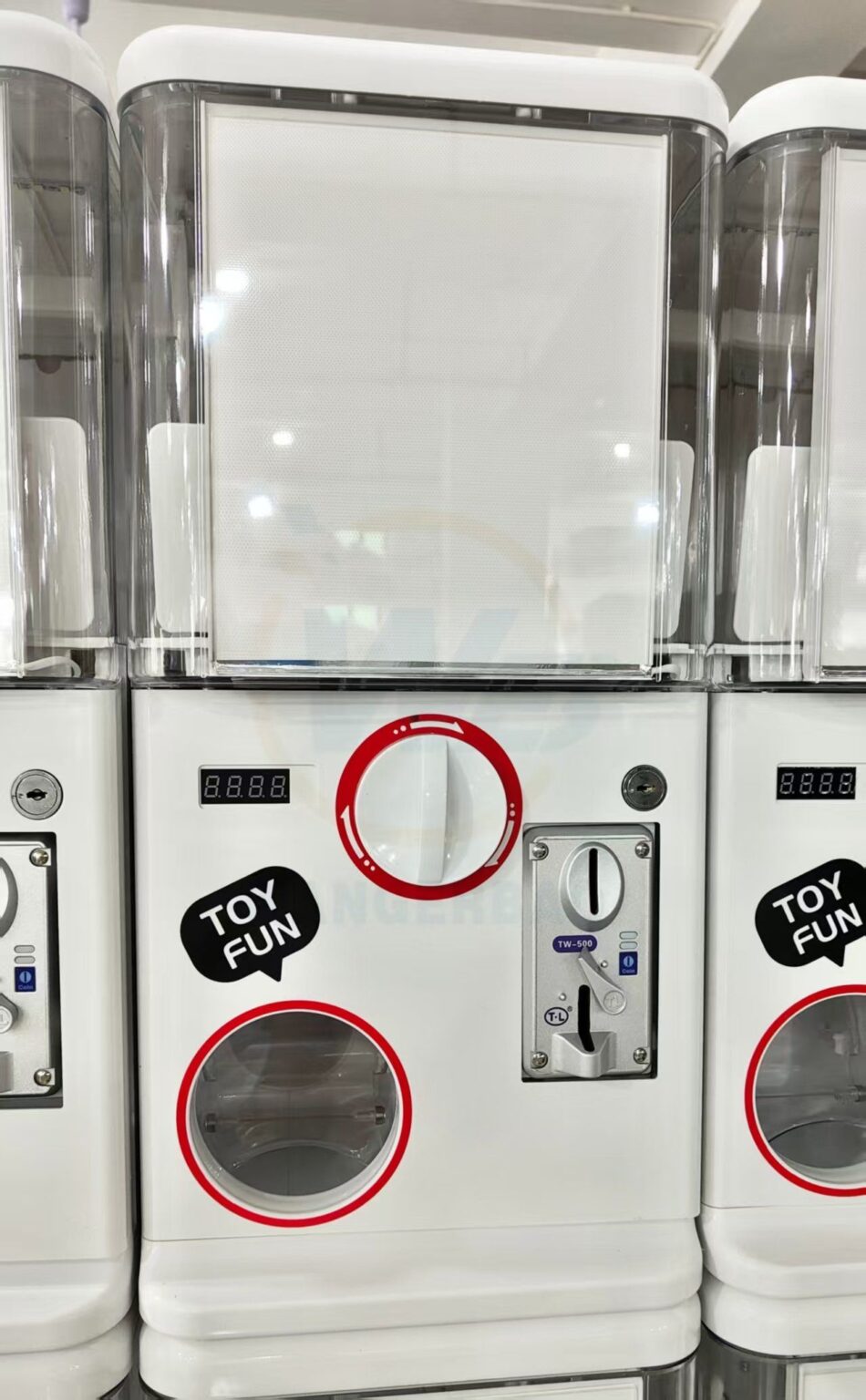 Mini Gashapon Damon Bear Plastic | Capsule Vending